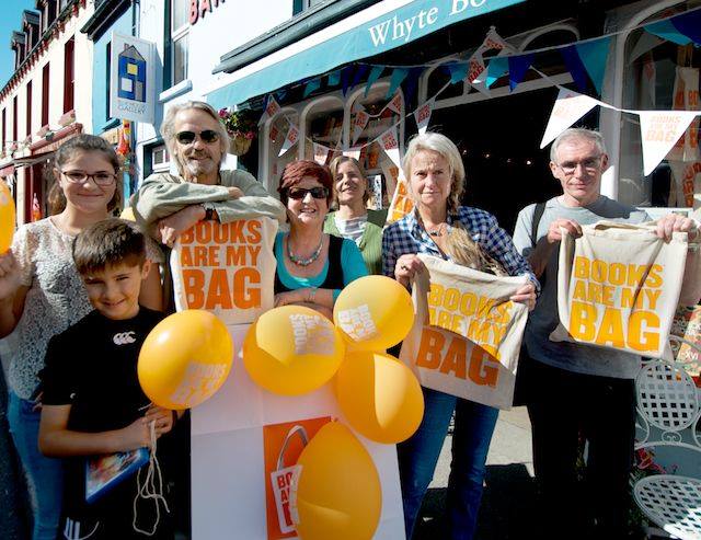 Jeremy Irons Opens ‘Books Are My Bag’ at Whyte Books | jeremyirons.net