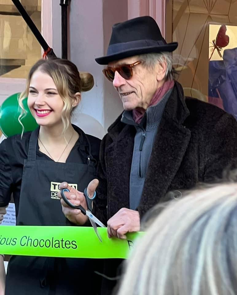 Jeremy Irons Opens Tutu Chocolates in Watlington | jeremyirons.net