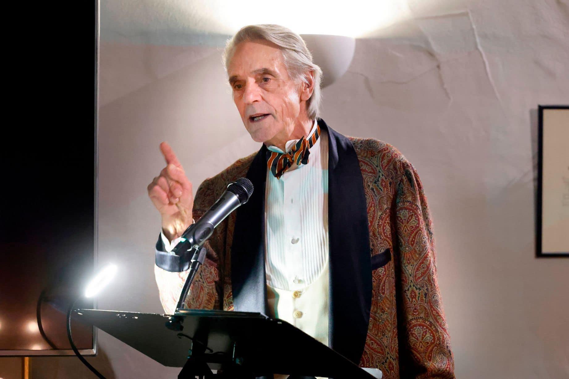 Jeremy Irons Attends WellChild Event at Sudeley Castle | jeremyirons.net